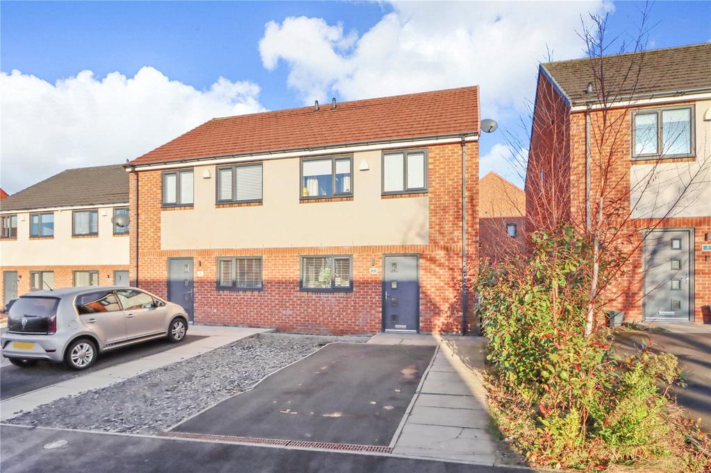 Bede Way, Chester Le Street DH3 3 bed semi-detached house - £170,000