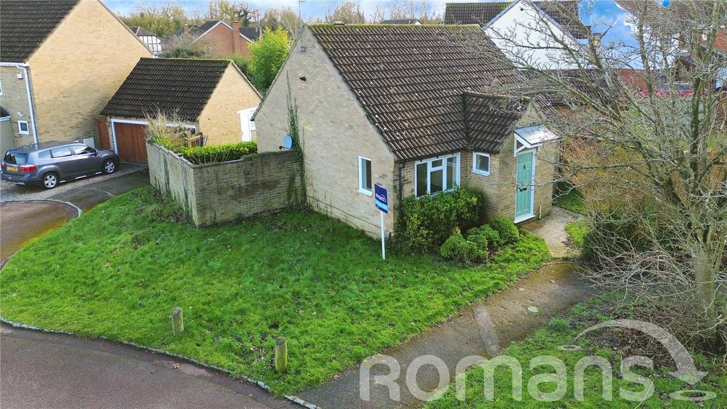 Selsey Way, Lower Earley, Reading 2 bed bungalow for sale - £395,000