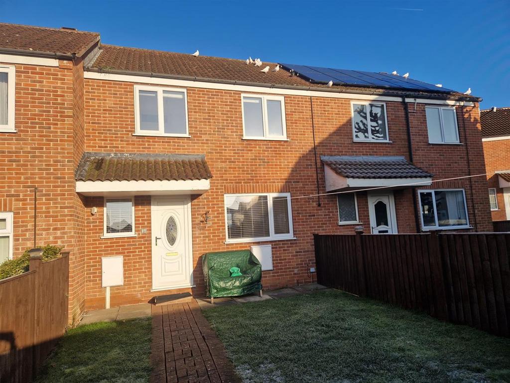 Mill Green,Newark 3 bed terraced house - £875 pcm (£202 pw)