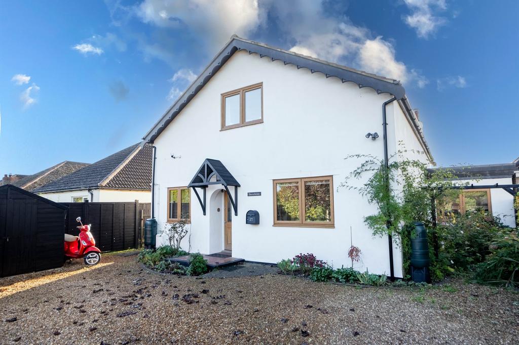 St. Neots Road, Hardwick, CB23 5 bed detached house for sale - £725,000