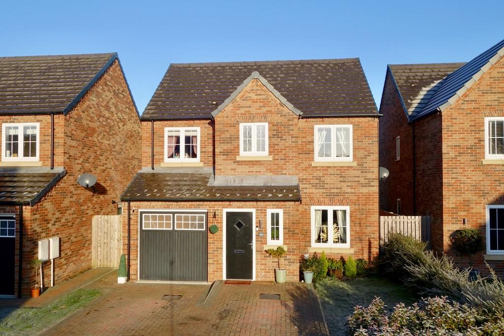 Roman Drive, Pocklington 4 bed detached house - £350,000