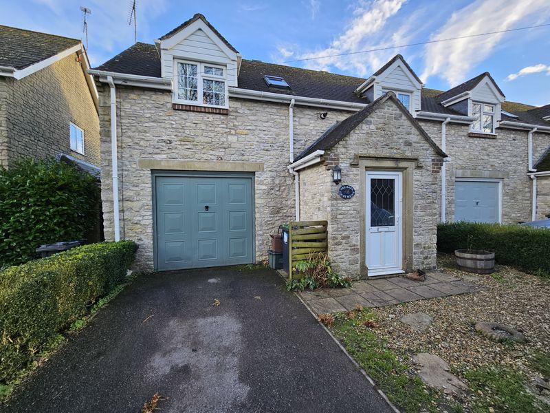 Barn Court Mews, Martinstown, Dorchester 2 bed end of terrace house - £ ...