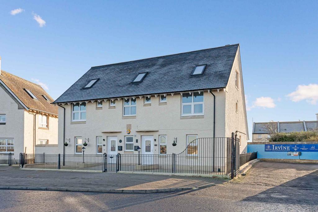 Harbour Street, Irvine, KA12 3 bed property - £270,000