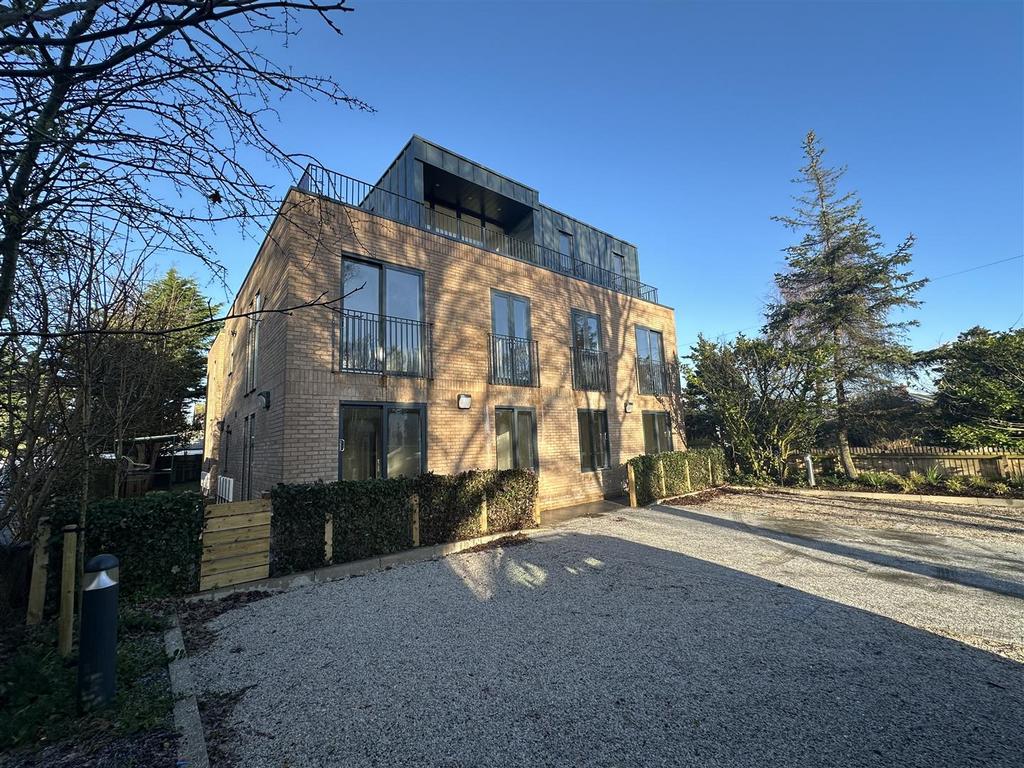 Chestnut View, Brows Lane, Formby... 1 bed apartment to rent - £850 pcm ...