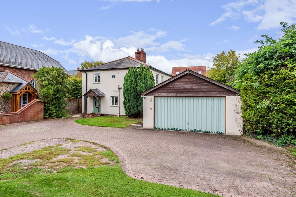 Picket Piece, Andover, SP11 6LY 4 bed detached house for sale - £625,000