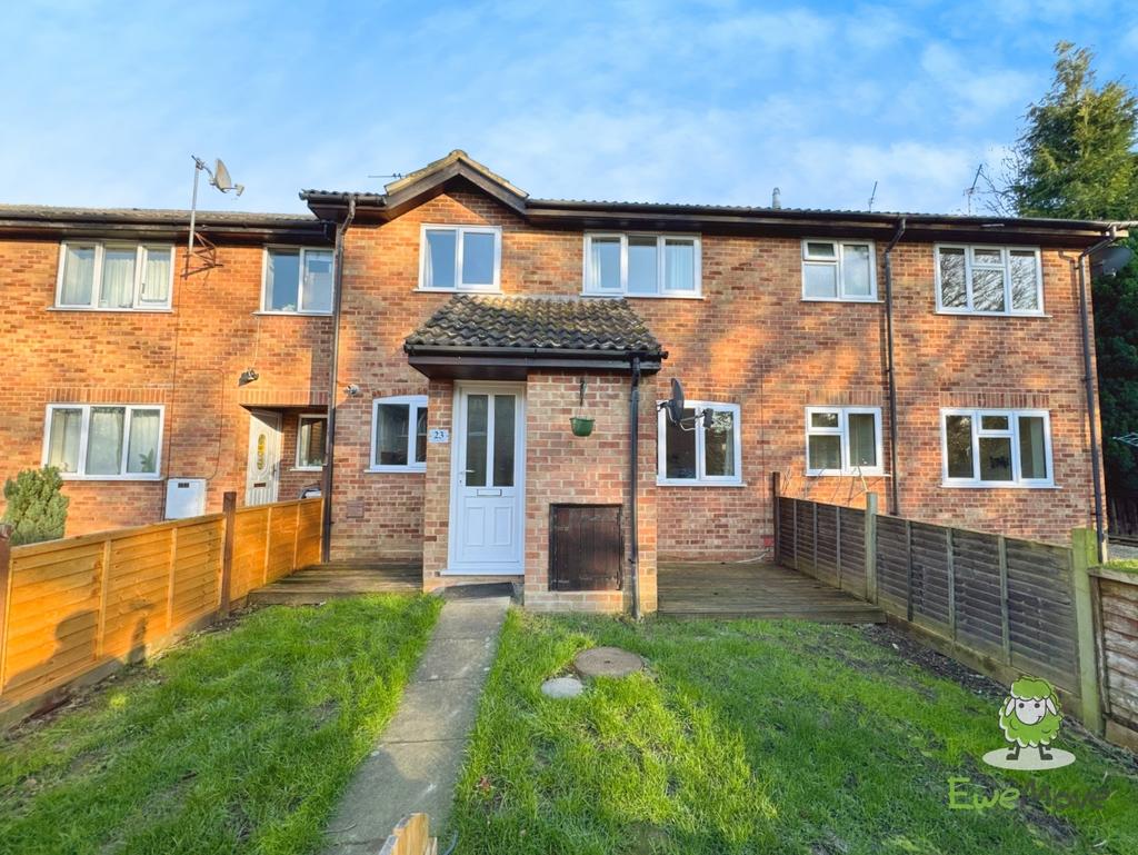 Thumwood, Chineham, Basingstoke... 2 bed cluster house for sale - £250,000