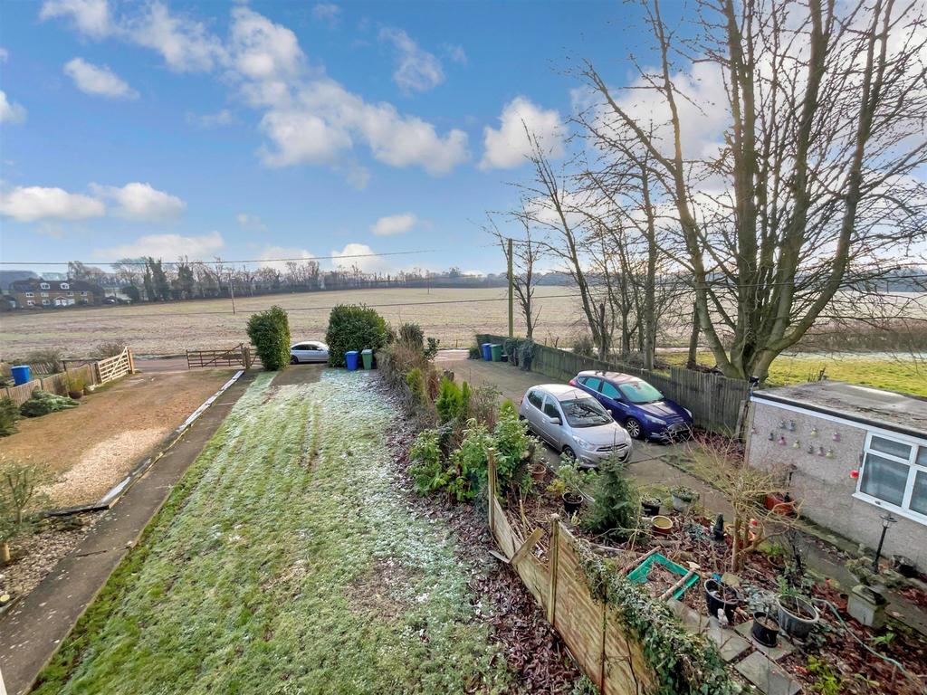 Leaveland, Faversham, Kent 3 bed semi-detached house - £325,000