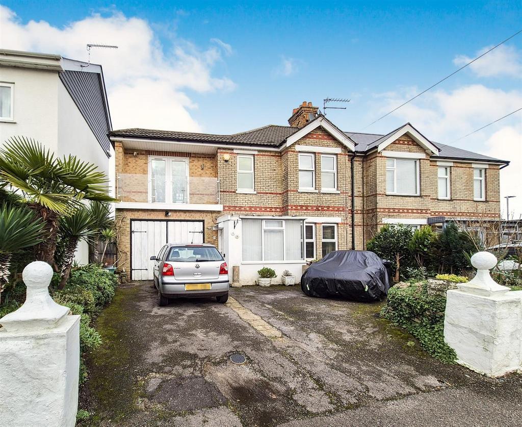 Gorleston Road, Poole BH12 4 bed semi-detached house for sale - £499,950