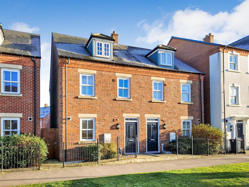 King Alfred Way, Great Denham, Bedford 3 bed semi-detached house for ...