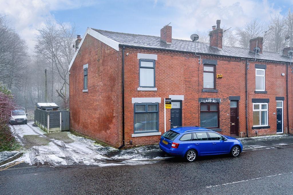 Hacken Lane, Bolton, Lancashire, BL3 4 bed terraced house - £195,000
