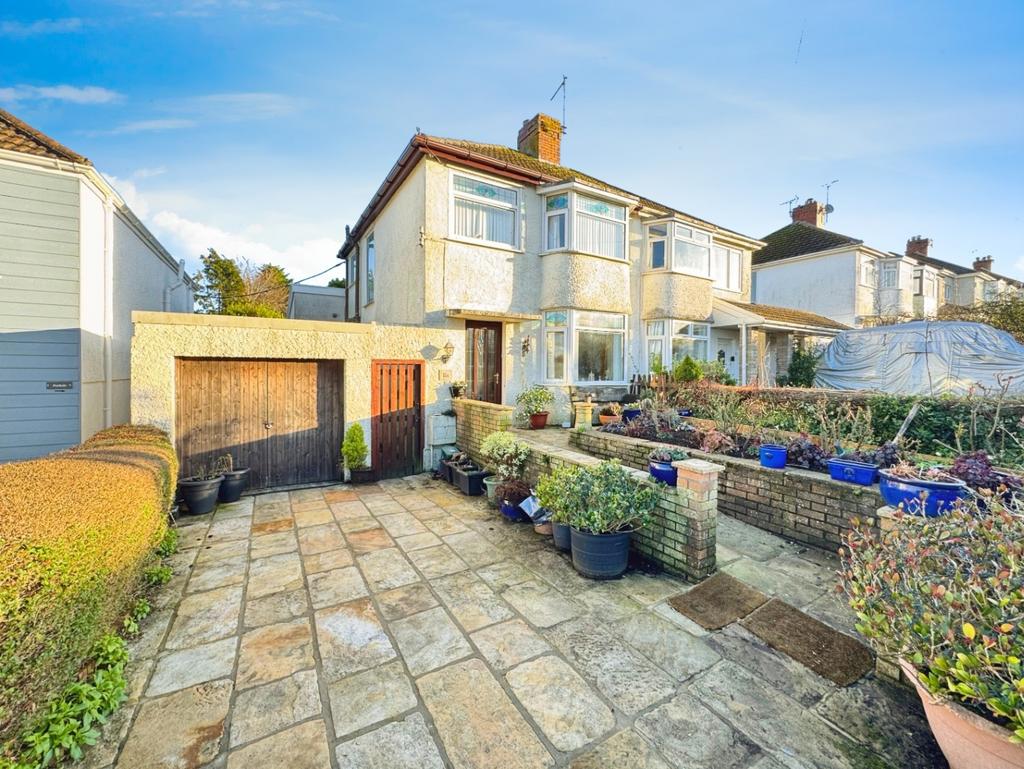 Three Cliffs Drive, Southgate... 3 bed semi-detached house - £342,500