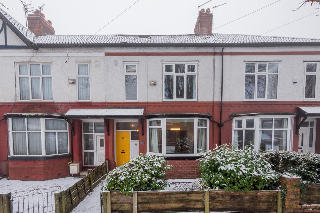 Longford Ave, Stretford, M32 8QB 4 bed terraced house - £450,000