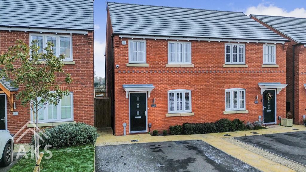 Wren Close, Derby DE65 3 bed semi-detached house for sale - £230,000