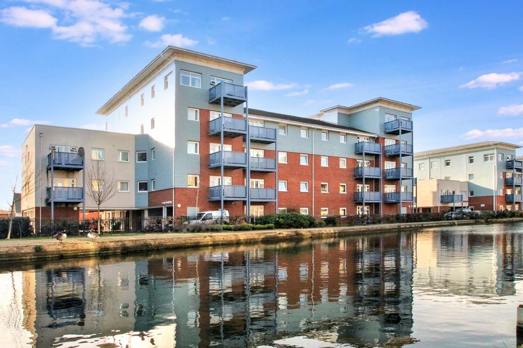 Wraysbury Drive, Yiewsley, UB7 2 bed apartment for sale - £275,000