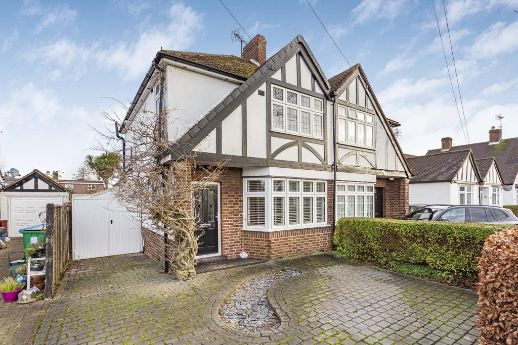 Lyndhurst Avenue, Twickenham, TW2 3 bed semi-detached house - £699,950