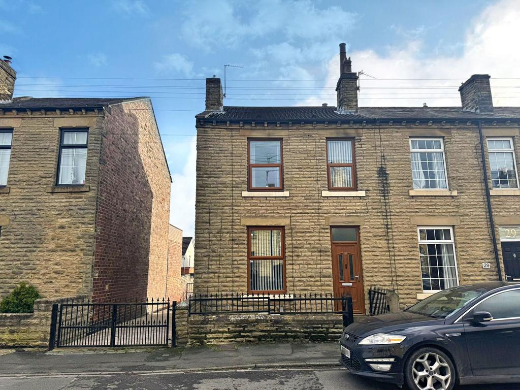 Ryecroft Street, Ossett WF5 2 bed end of terrace house - £175,000