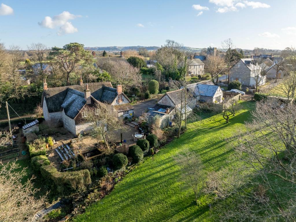South Barrow, near Castle Cary 4 bed detached house for sale - £1,100,000