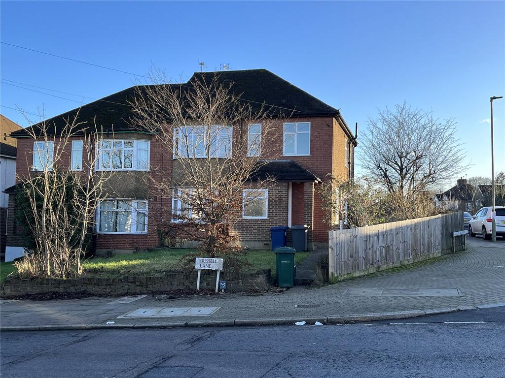 Russell Lane, Whetstone N20 2 bed apartment for sale - £400,000