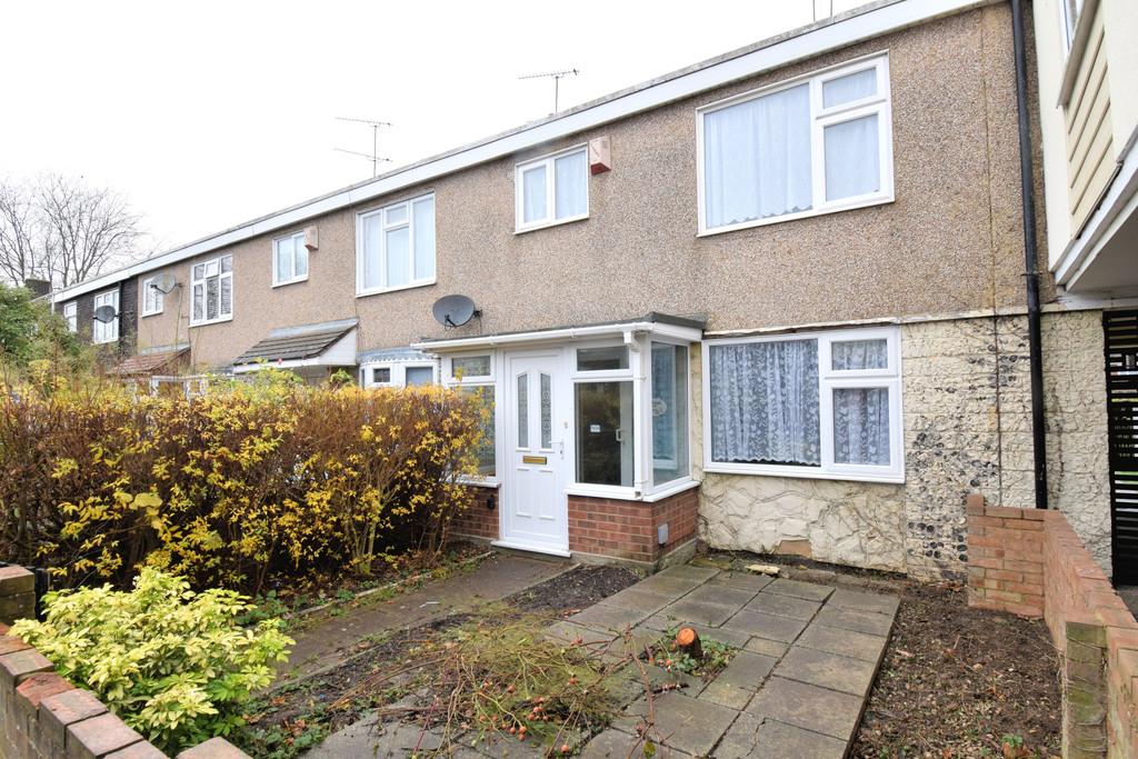 Neville Shaw, Basildon 3 bed terraced house to rent - £1,550 pcm (£358 pw)