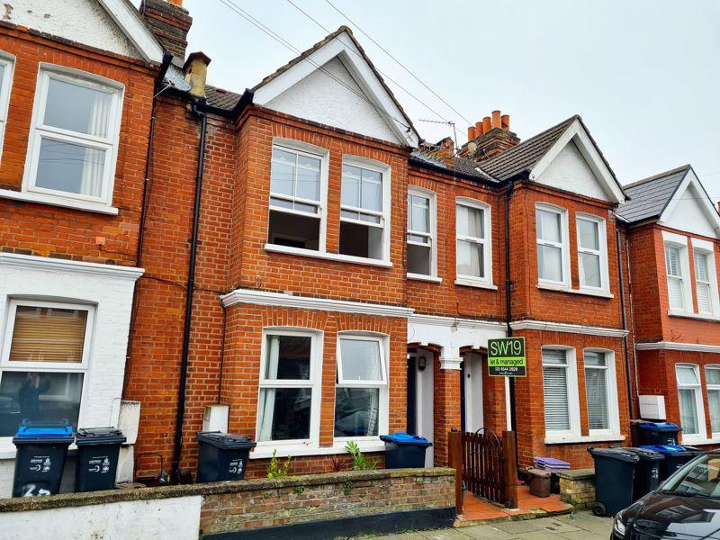 Boyd Road, London SW19 2 bed apartment - £1,800 pcm (£415 pw)