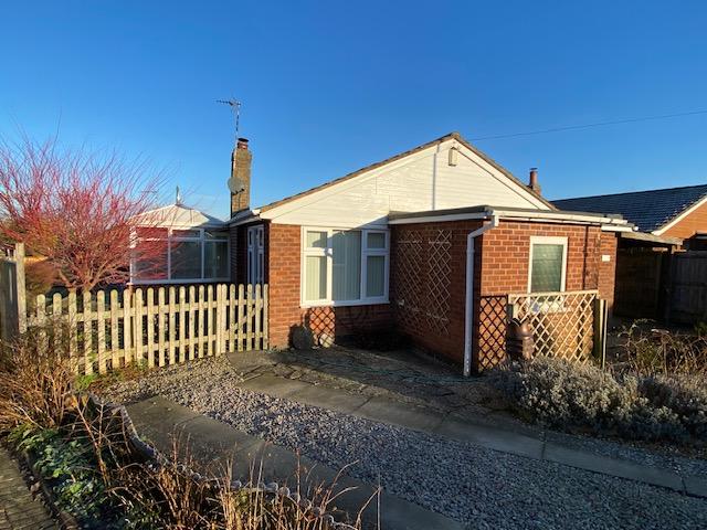 Western Drive, Claybrooke Parva, LE17 3 bed detached bungalow - £1,200 ...