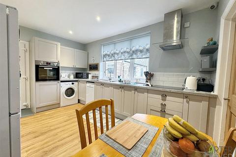 Houses for sale in Brinklow, Warwickshire | OnTheMarket