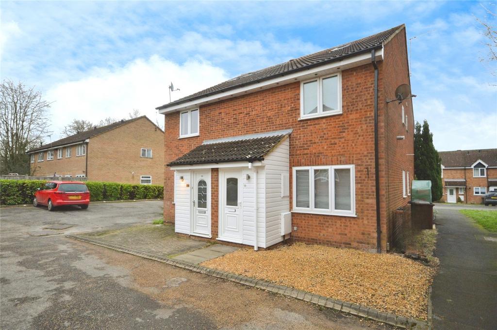 The Paddock, Bishop's Stortford... 2 bed terraced house for sale - £279,995