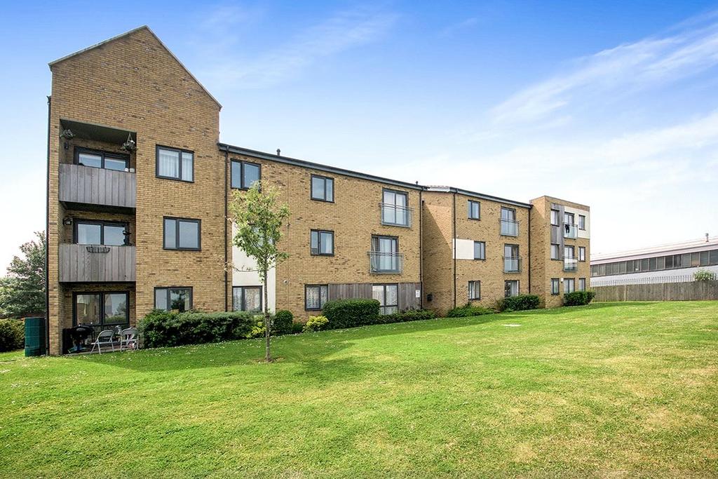 Salisbury Road, Kent DA2 2 bed flat - £1,500 pcm (£346 pw)