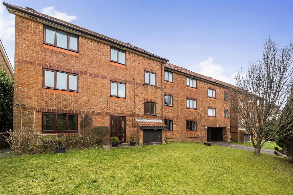 Eridge Road, Crowborough 2 bed apartment for sale - £250,000
