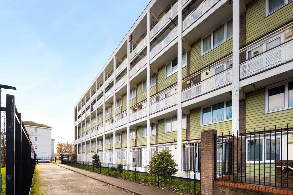 Lysander House, Temple Street... 2 bed flat for sale - £425,000