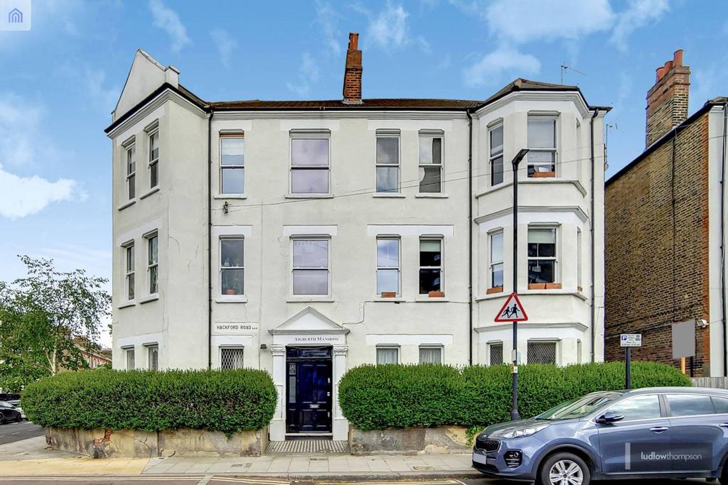 Hackford Road, Oval, London, SW9 2 bed flat - £2,200 pcm (£508 pw)