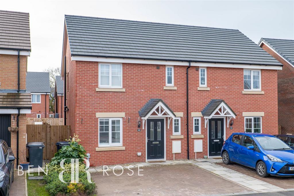 Swallowtail Way, Bamber Bridge 3 bed semi-detached house - £214,995