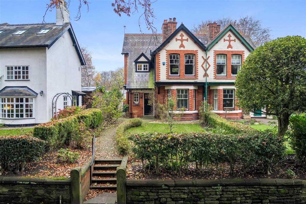 Eagle Brow, Lymm WA13 4 bed house for sale - £775,000