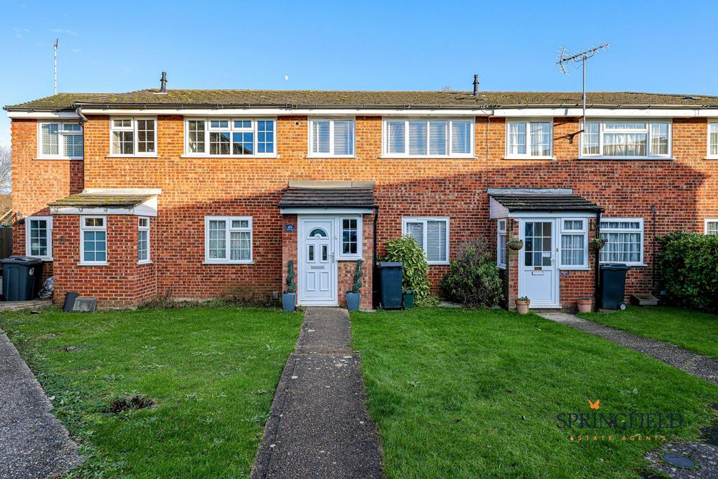 Springfield Chelmsford CM1 3 bed terraced house for sale - £350,000