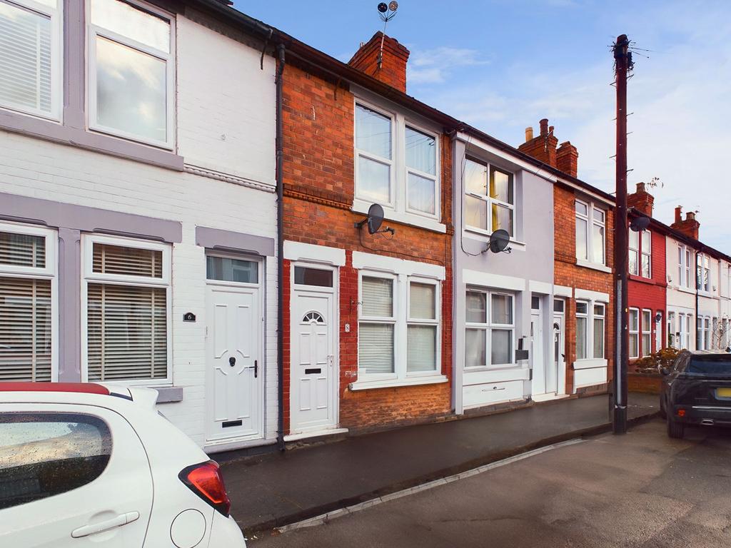 Lily Avenue, Nottingham NG4 2 bed terraced house - £150,000