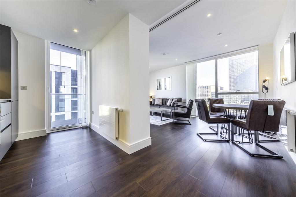 Harbour Way, London E14 2 bed apartment - £2,800 pcm (£646 pw)