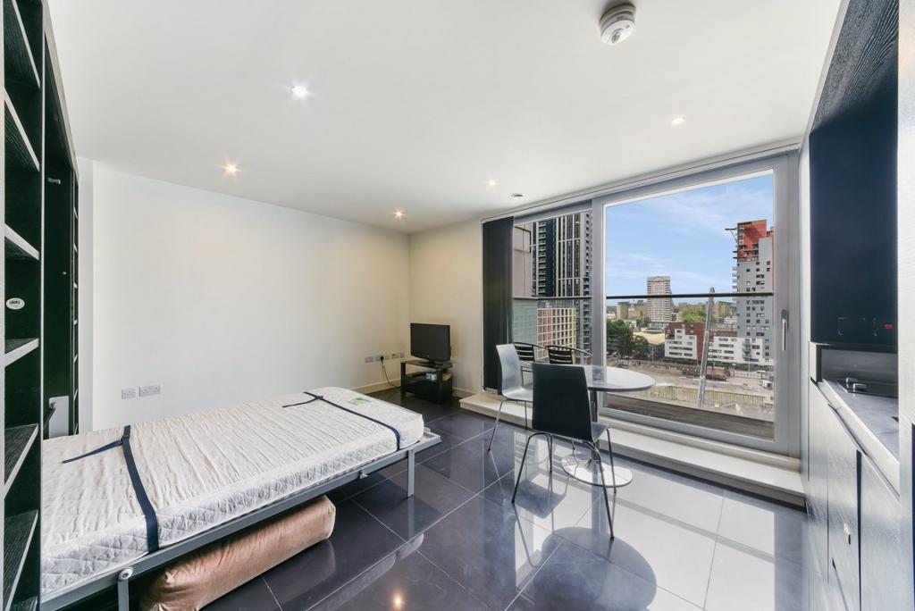 Pan Peninsula Square, Pan Peninsula... Studio for sale - £325,000