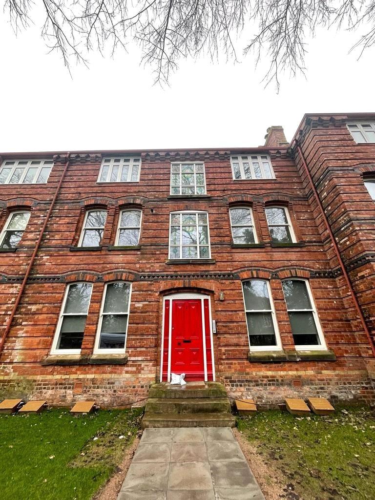 Park Terrace, Liverpool L22 2 bed apartment - £875 pcm (£202 pw)