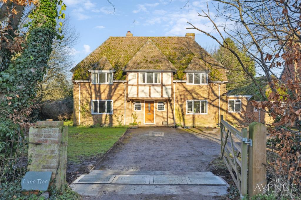 Lime Tree House, Mackney nr... 5 bed detached house for sale - £900,000