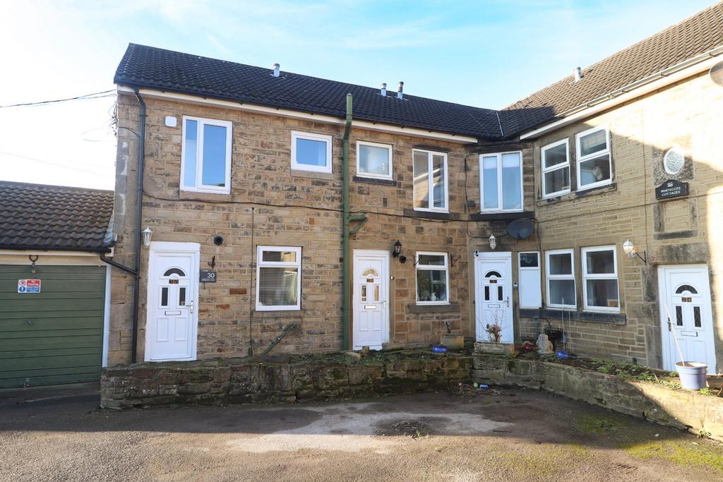 Whitecote Lane, Leeds, West... 2 bed terraced house - £895 pcm (£207 pw)