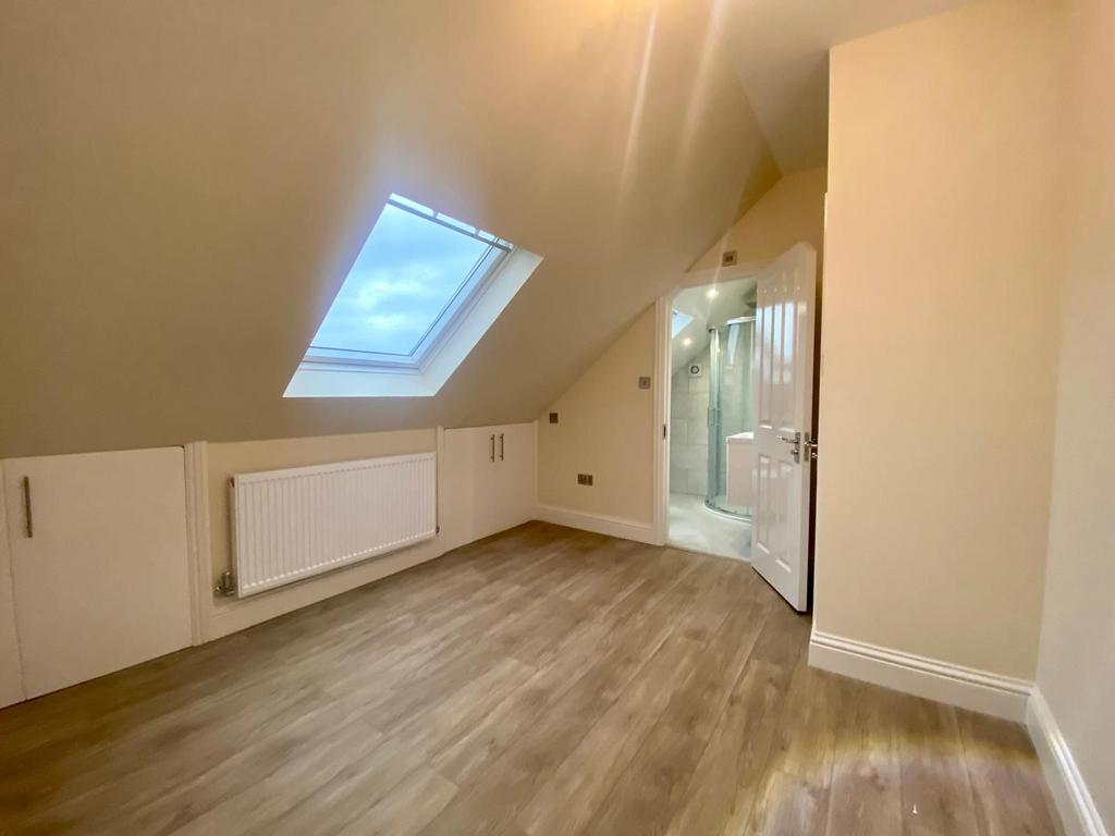 London SW16 2 bed house share - £950 pcm (£219 pw)