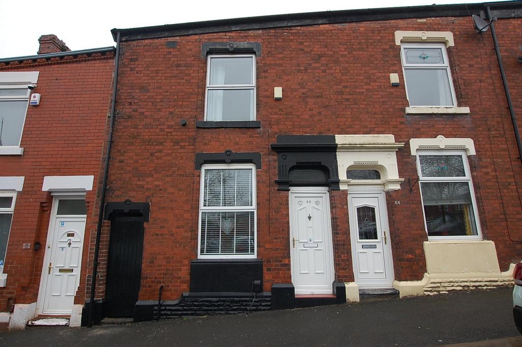 Hope Street, Greater Manchester SK16 2 bed terraced house - £150,000