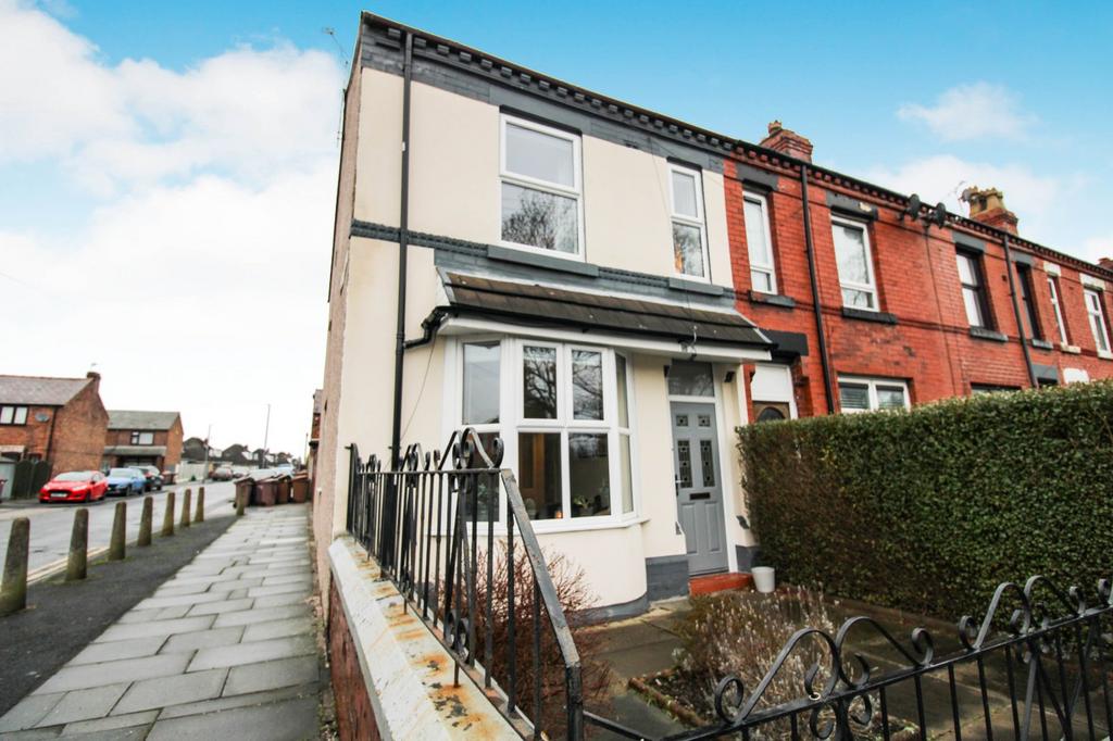 Mill Lane, St Helens WA9 2 bed end of terrace house - £170,000