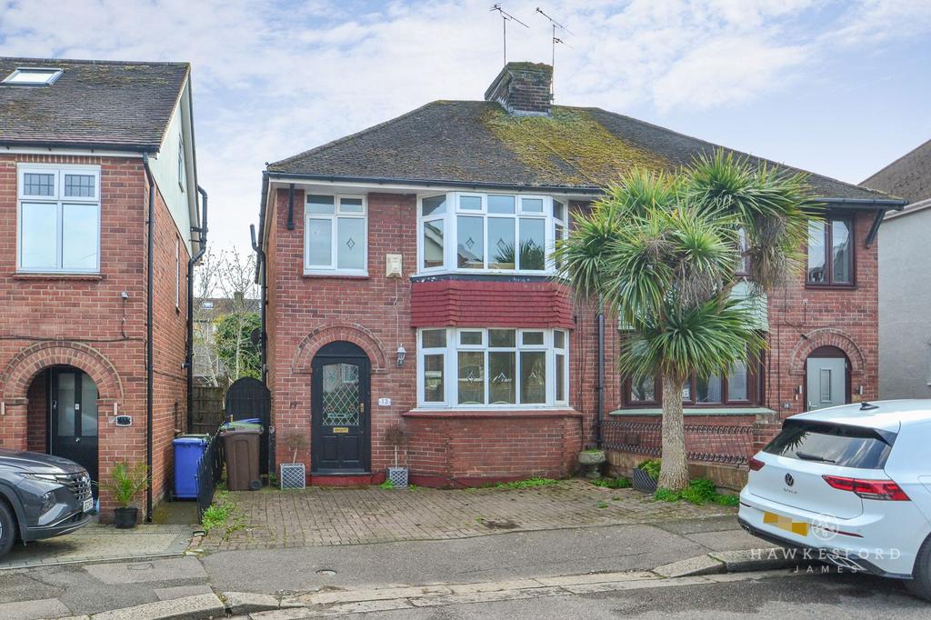 Springfield Road, Sittingbourne ME10 4 bed semi-detached house for sale ...