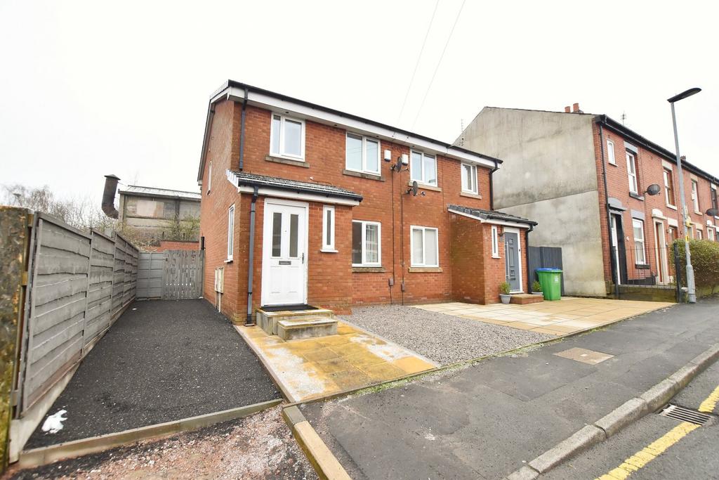 Hillcrest Road, Castleton, Rochdale... 3 bed semi-detached house for ...