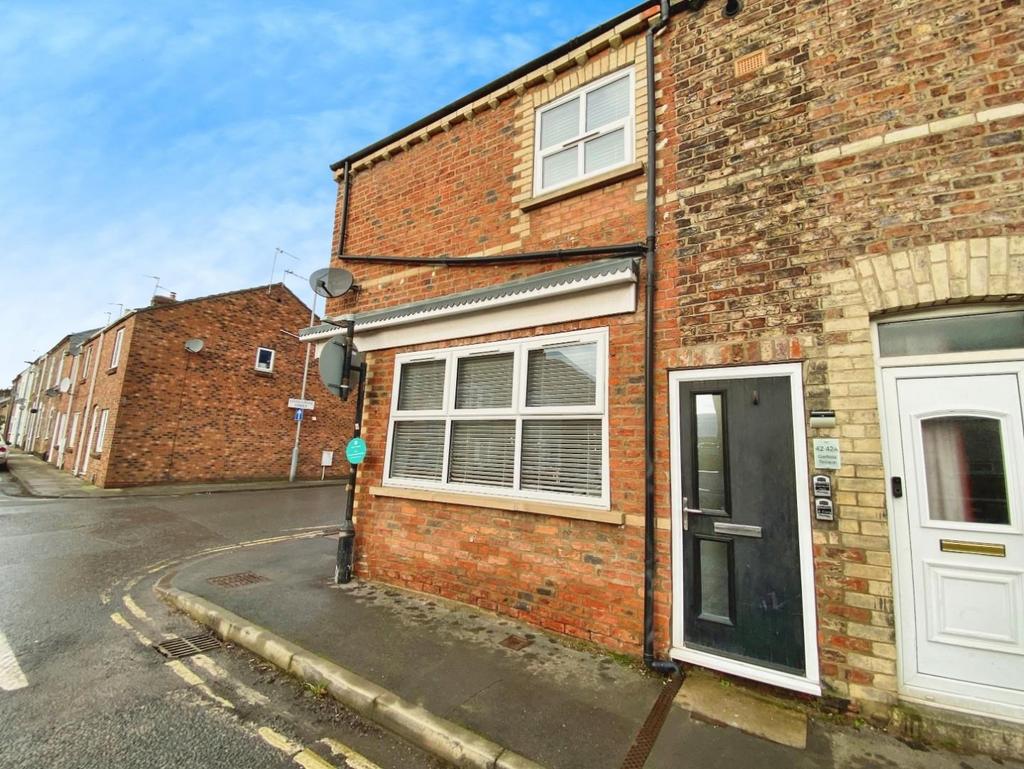 Garfield Terrace, York 1 bed flat - £950 pcm (£219 pw)