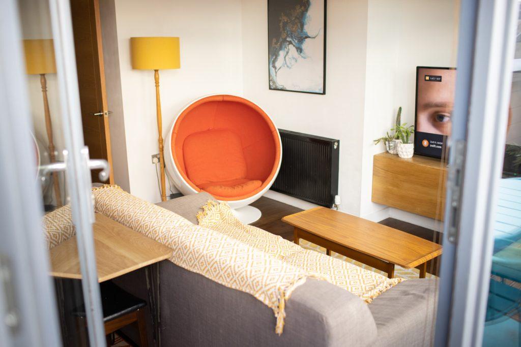3084L – Salamander Place, Edinburgh... 1 bed flat - £1,100 pcm (£254 pw)