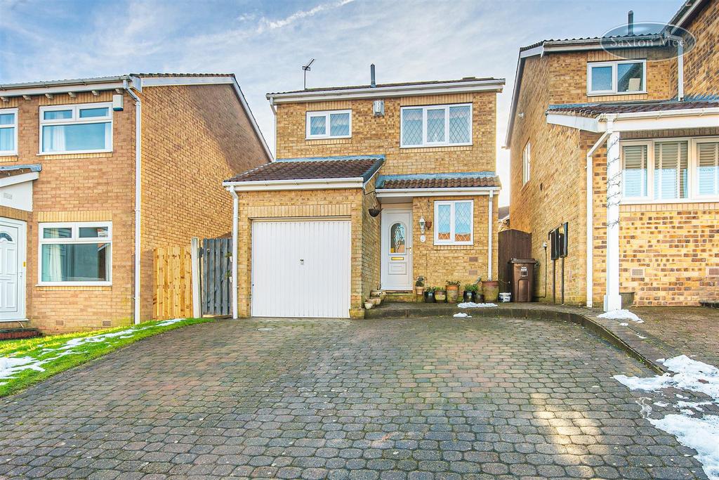 Taverner Way, High Green, Sheffield 2 bed detached house for sale - £ ...