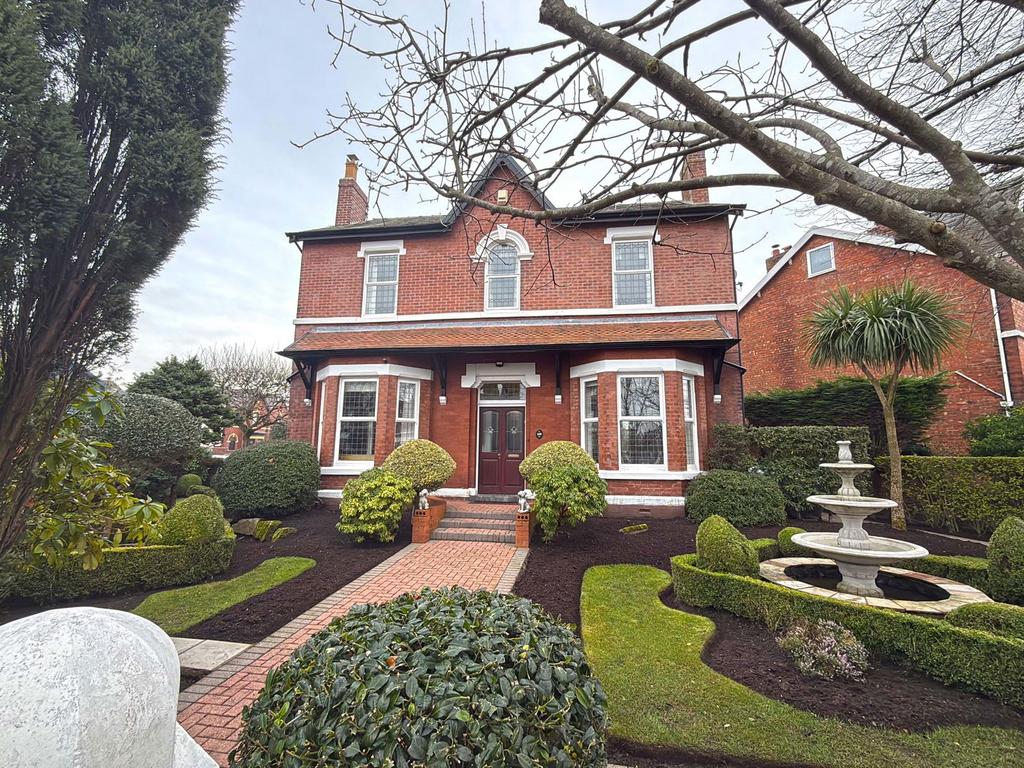 Cambridge Road, Southport PR9 5 bed detached house for sale - £475,000
