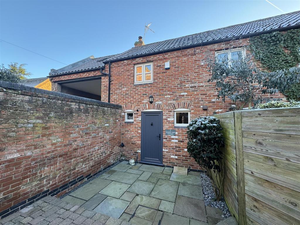 Church View, Oxton, Southwell 2 bed barn conversion - £275,000